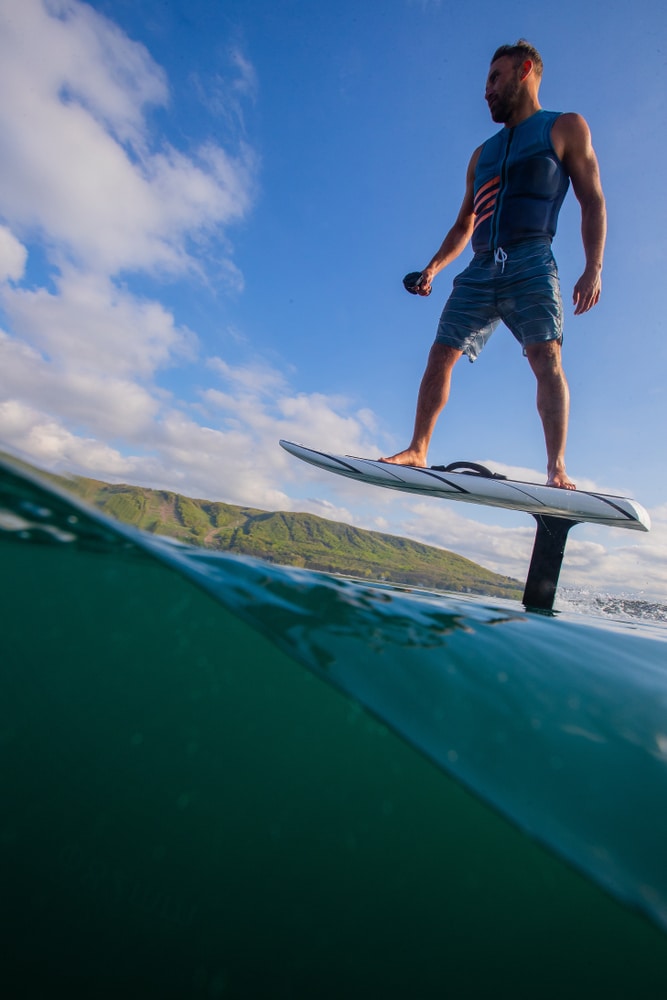 E-Foiling – was verbirgt sich hinter dem neuen Trend?