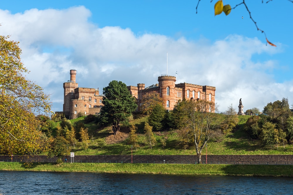 Whisky, Schlösser, Schottenröcke - die Highland-Hauptstadt Inverness