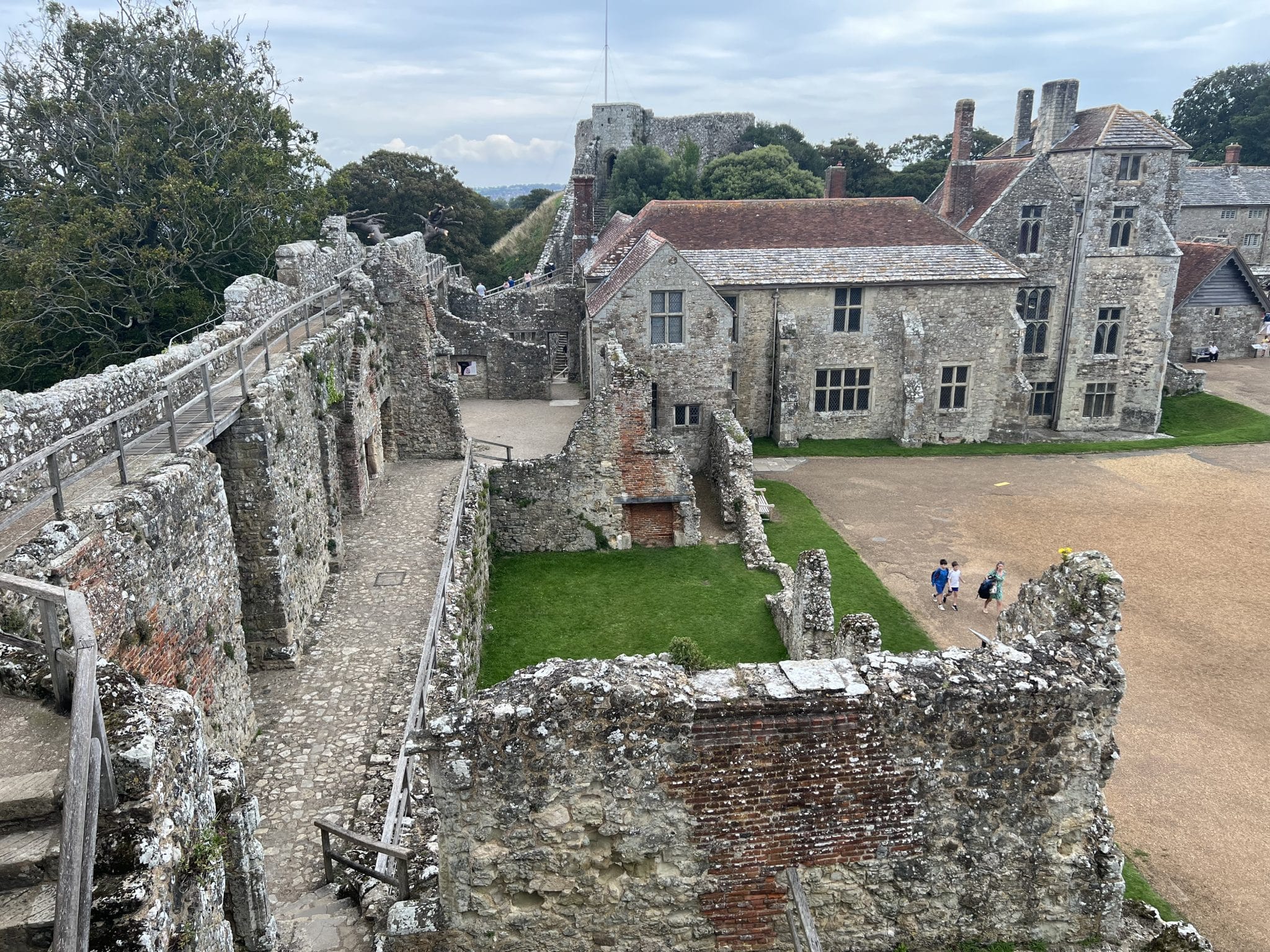 Carisbrook Castle: A journey back in time to the history of the Isle of ...